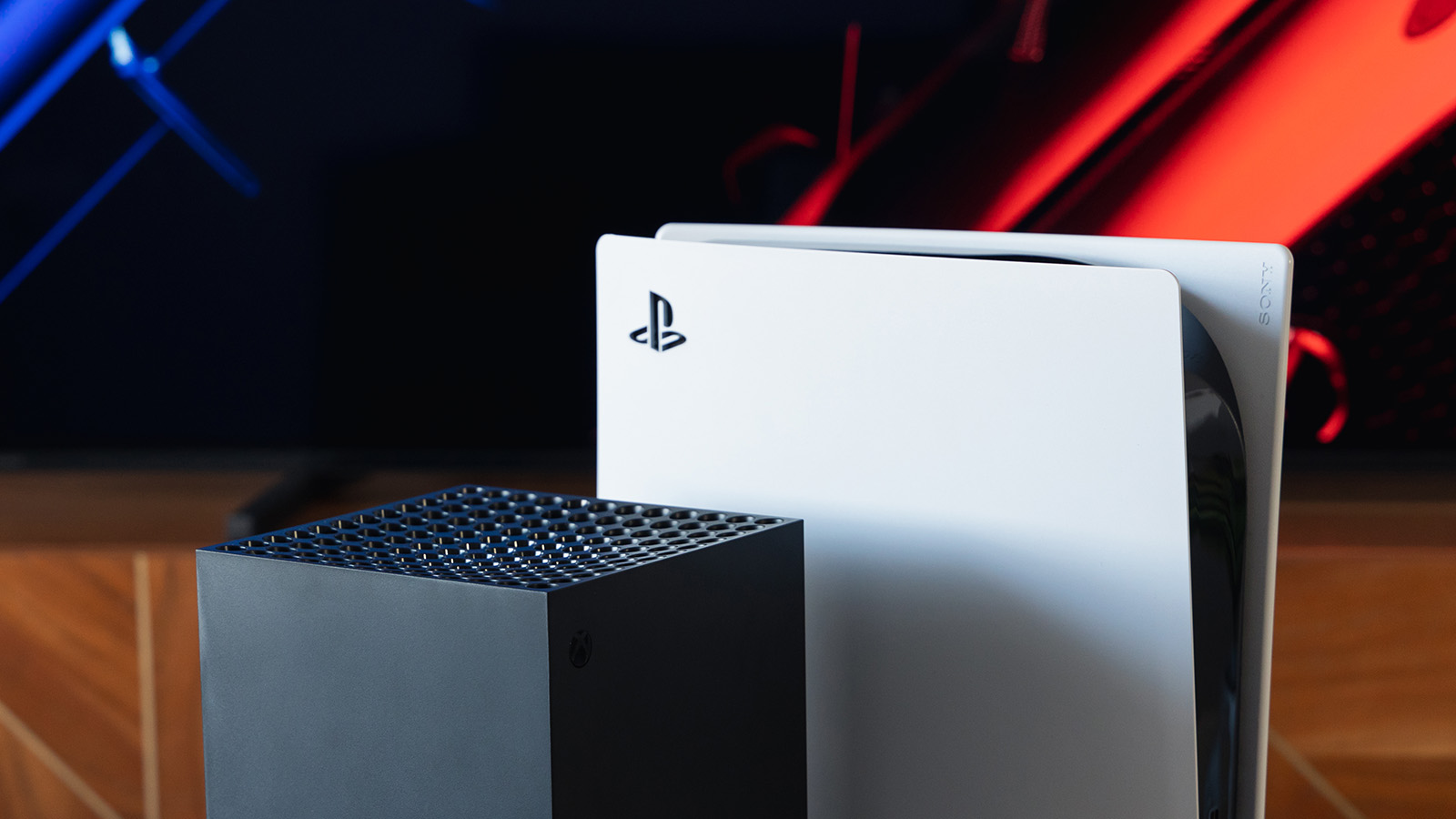 PS5 vs Xbox Series X: Which is Better in 2024? — Tom Eversley