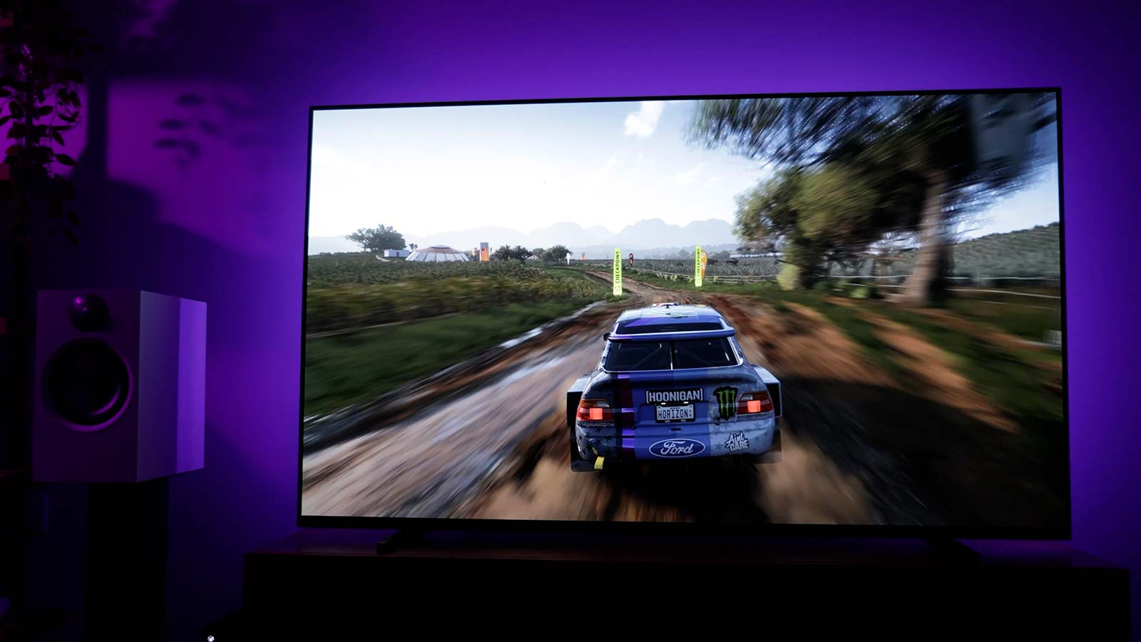 PS5 vs Xbox Series X: Which is Better in 2024? — Tom Eversley