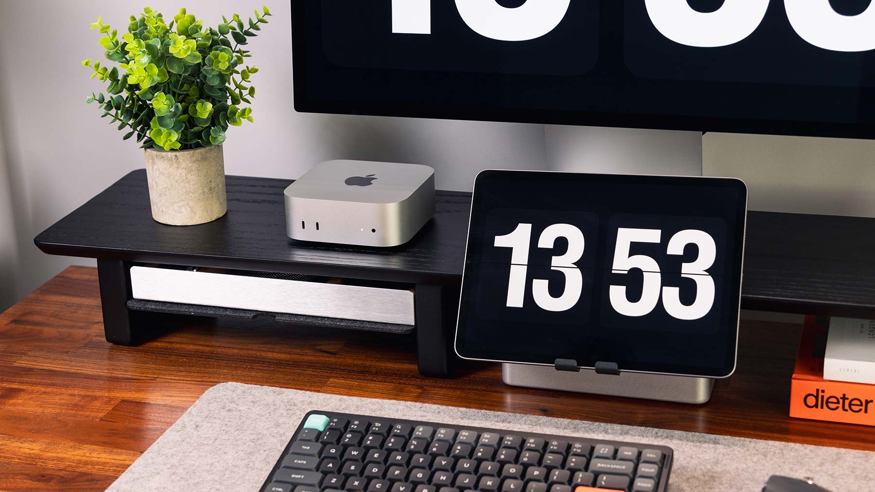 Raico Desk Shelf System Review — Tom Eversley